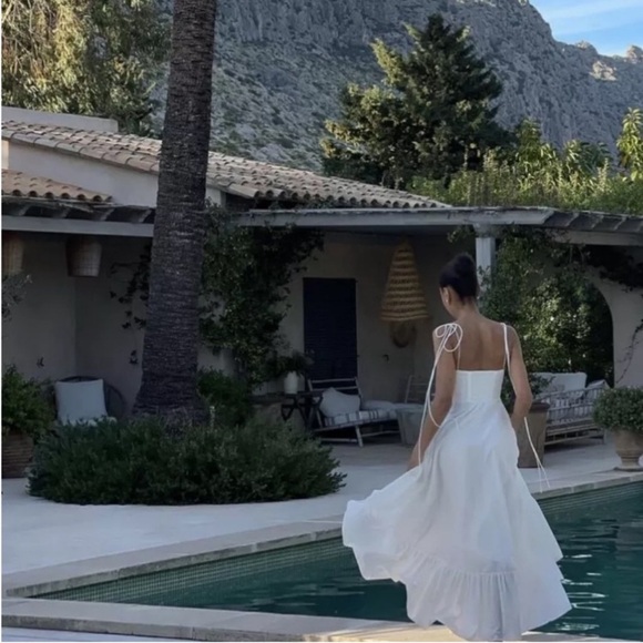 Zara | Dresses | Zara White Ruffled Poplin Strappy Layered Maxi Dress ...